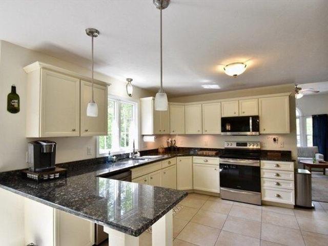 house with 3 bedroom, Charlton MA ES104191014