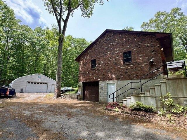 house with 3 bedroom, Charlton MA ES104848537