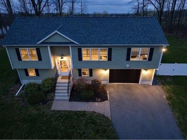 house with 3 bedroom, Charlton MA ES105061094