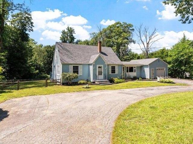 house with 3 bedroom, Charlton MA ES105094515