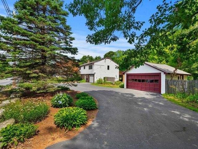 house with 3 bedroom, Chelmsford MA DS104262263