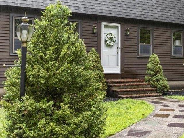 house with 3 bedroom, Chelmsford MA DS104351665