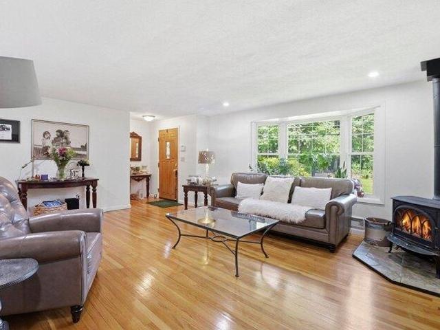 house with 3 bedroom, Chelmsford MA DS104375810