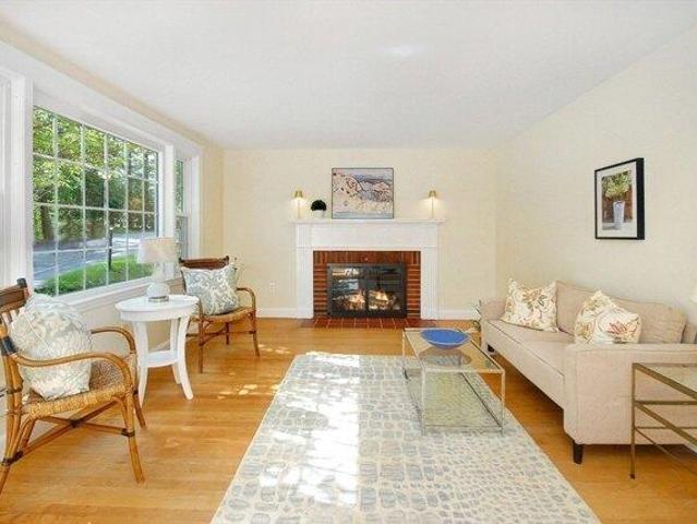 house with 3 bedroom, Chelmsford MA ES104262793