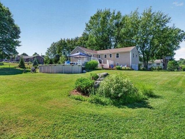 house with 3 bedroom, Chelmsford MA ES104788532