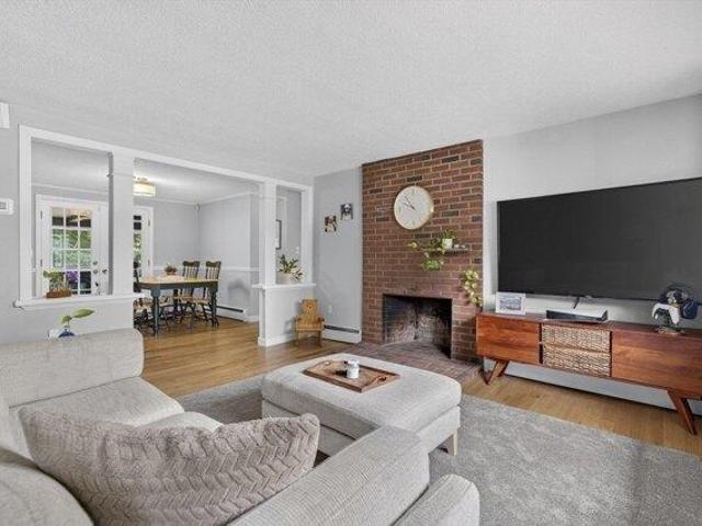 house with 3 bedroom, Chelmsford MA ES105081610