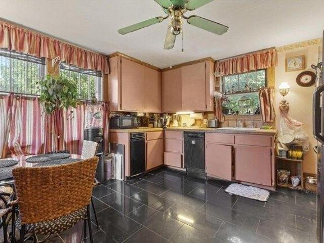 house with 3 bedroom, Chelmsford MA ES105116916