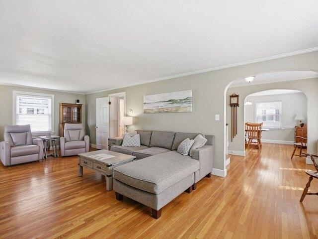 house with 3 bedroom, Chelmsford MA ES103249837