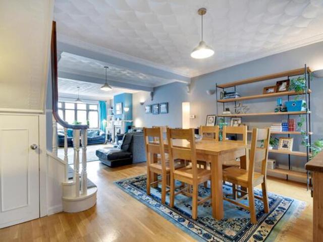 House With 3 Bedroom Chelmsford Essex DS88191373
