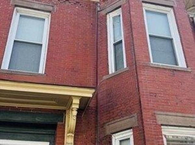 house with 3 bedroom, Chelsea MA DLS102727688