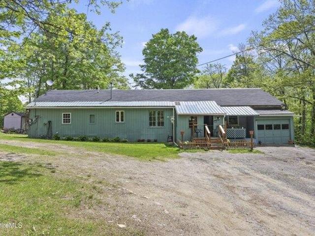 house with 3 bedroom, Cheshire MA DS102859941