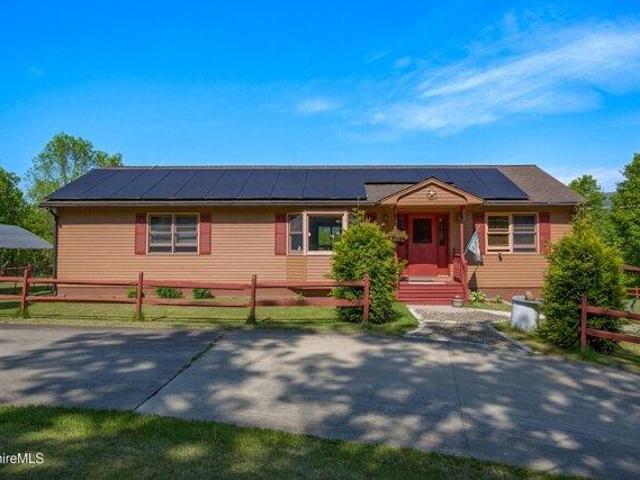 house with 3 bedroom, Cheshire MA DS104330285