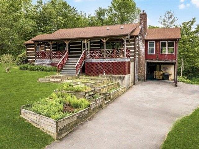 house with 3 bedroom, Chester MA DS104115679