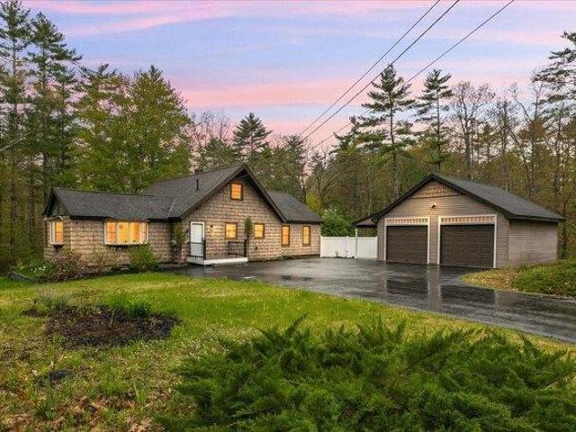 house with 3 bedroom, Chester NH DS103498870