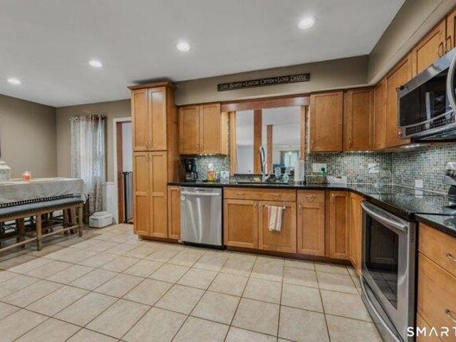 house with 3 bedroom, Chester CT ES105115046