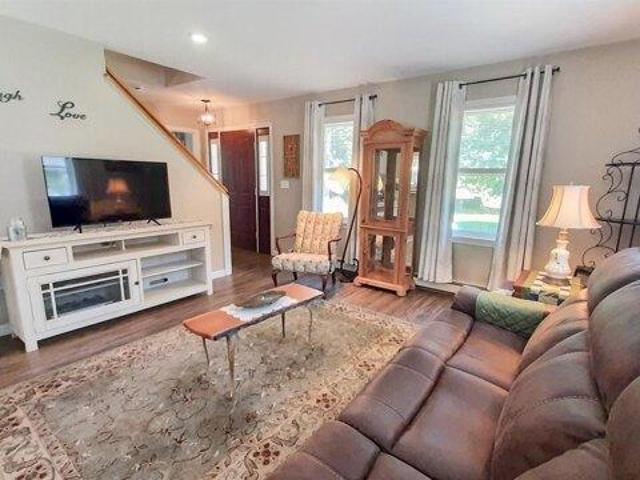 house with 3 bedroom, Chester VT ES103620906