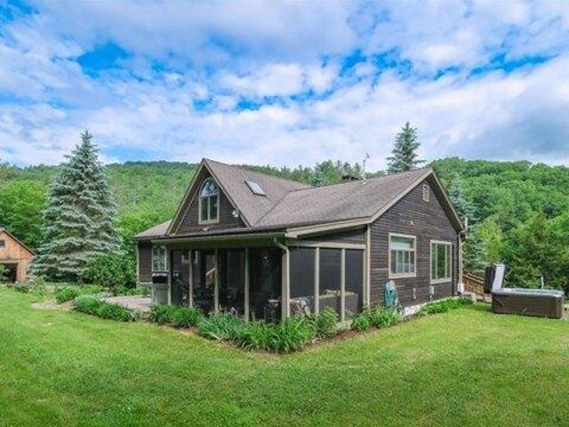 house with 3 bedroom, Chester VT ES103664254