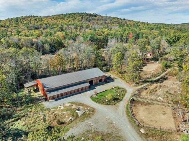 house with 3 bedroom, Chesterfield NH DLS102409704