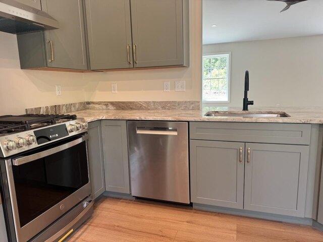 house with 3 bedroom, Chesterfield NH ES103099560
