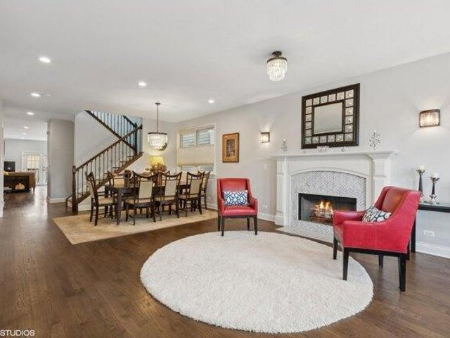 house with 3 bedroom, Chicago IL ES103501453