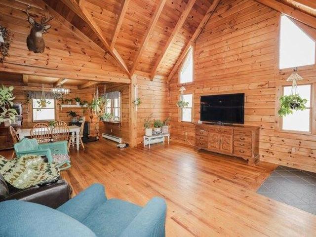 house with 3 bedroom, Chichester NH ES104608669