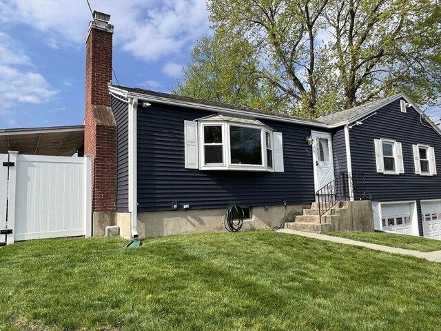 house with 3 bedroom, Chicopee MA DS102281796