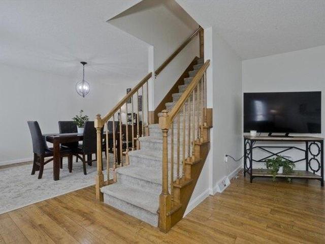 house with 3 bedroom, Chicopee MA DS102372720