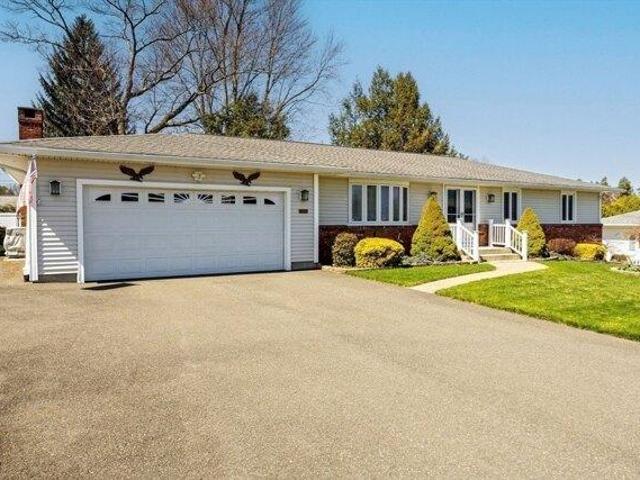 house with 3 bedroom, Chicopee MA DS102583073