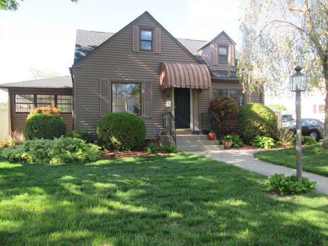 house with 3 bedroom, Chicopee MA DS102530176