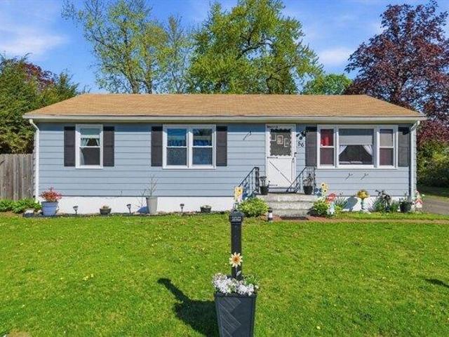house with 3 bedroom, Chicopee MA DS102670607
