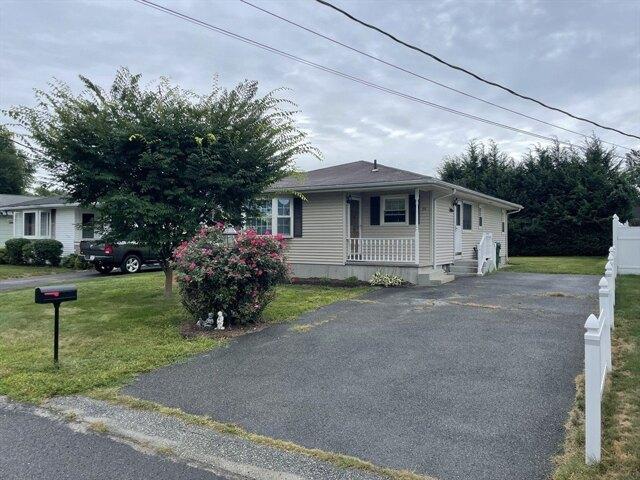 house with 3 bedroom, Chicopee MA DS103250143