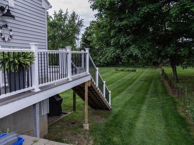 house with 3 bedroom, Chicopee MA DS103437600