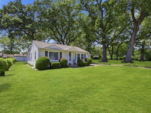house with 3 bedroom, Chicopee MA DS103710167