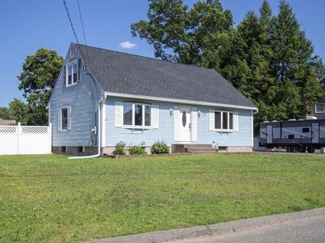 house with 3 bedroom, Chicopee MA DS104296480