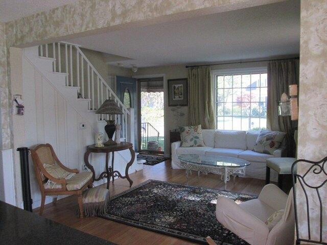 house with 3 bedroom, Chicopee MA ES102823870
