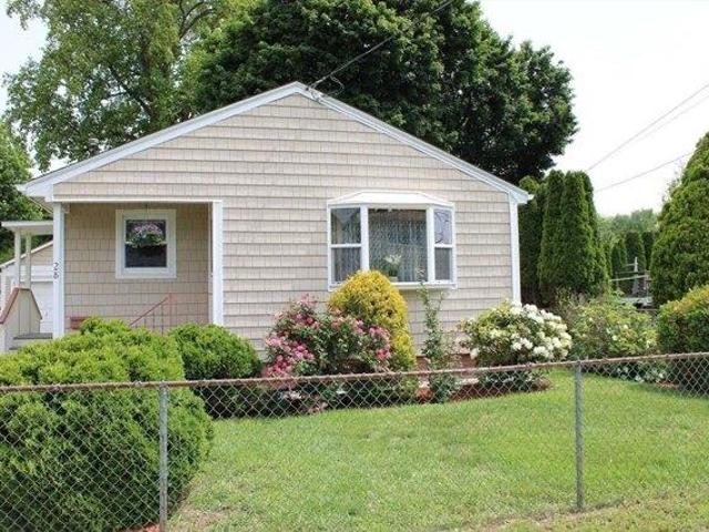 house with 3 bedroom, Chicopee MA ES103071391