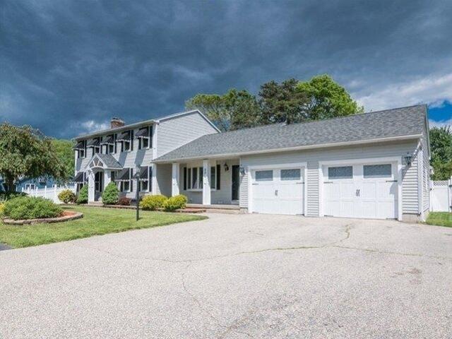 house with 3 bedroom, Chicopee MA ES103162174