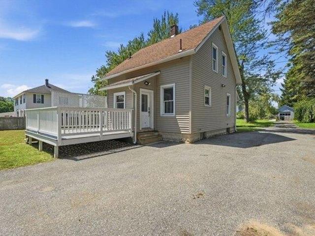 house with 3 bedroom, Chicopee MA ES105013665