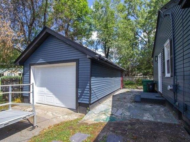 house with 3 bedroom, Chicopee MA ES105105071