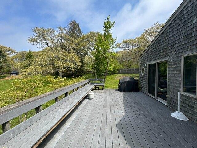 house with 3 bedroom, Chilmark MA DS103222157