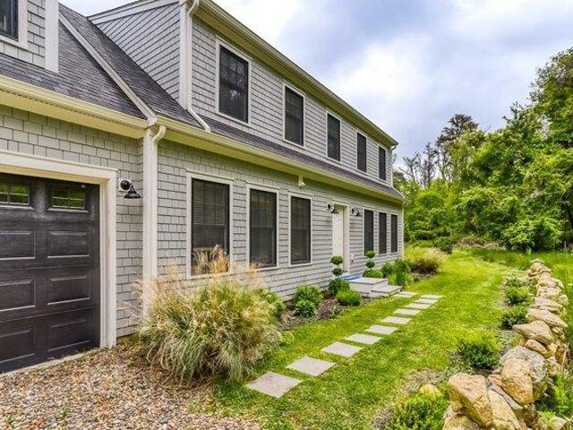house with 3 bedroom, Chilmark MA DS103852573