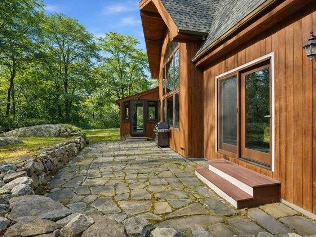 house with 3 bedroom, Chilmark MA ES104718822
