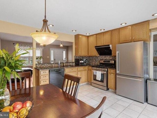 house with 3 bedroom, Cinnaminson NJ DS102564842