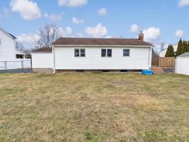 house with 3 bedroom, Commack NY DS72691937