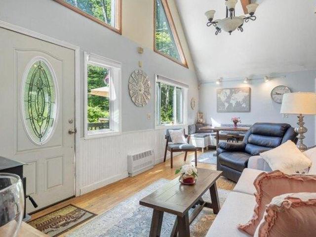 house with 3 bedroom, Conway NH ES104009422