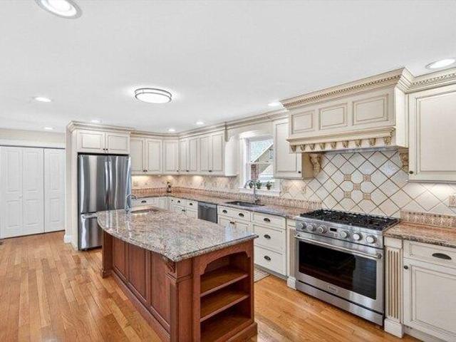 house with 3 bedroom, Concord MA ES103248926