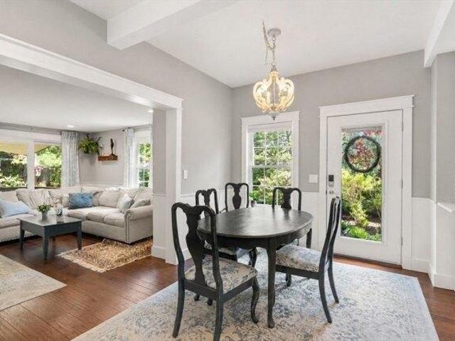 house with 3 bedroom, Concord MA ES103807891