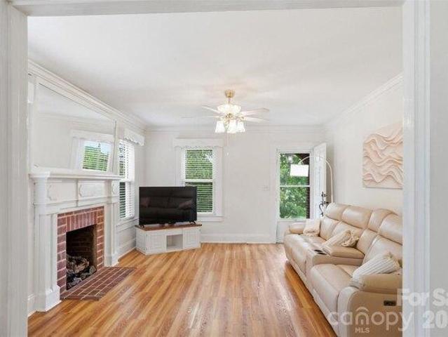 house with 3 bedroom, Concord NC ES104898272