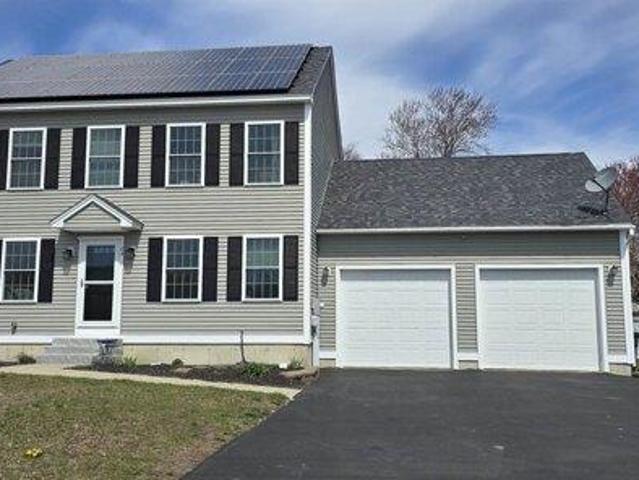 house with 3 bedroom, Concord NH DLS102670252
