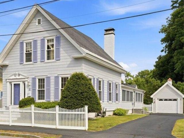 house with 3 bedroom, Concord NH DS104351403